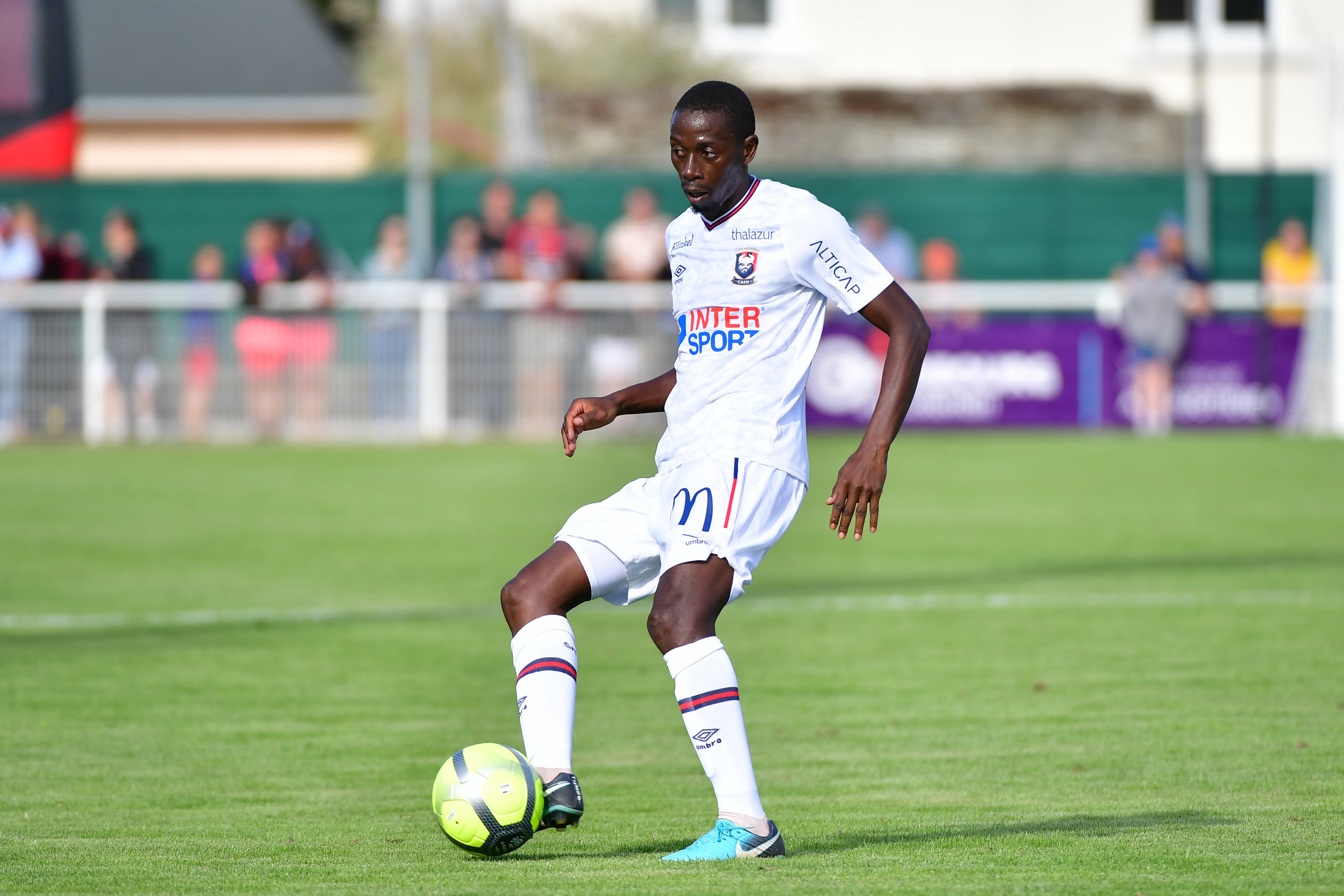 Mouhamadou Dabo et Jan Repas dans le groupe | infos match - billet SMC ...