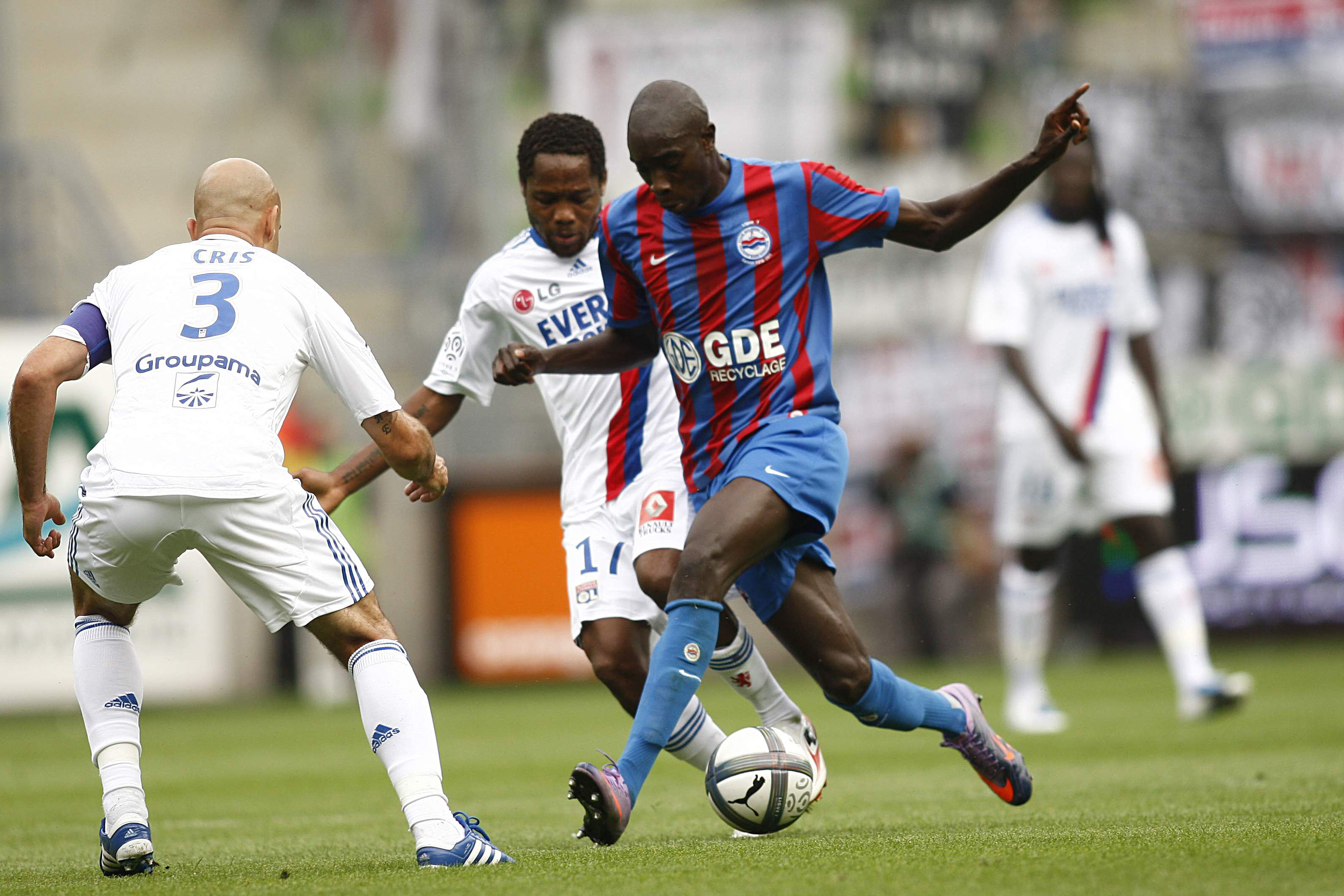 SM Caen / OL (2010) : revivez la rencontre en intégralité | infos match - billet SMC ...